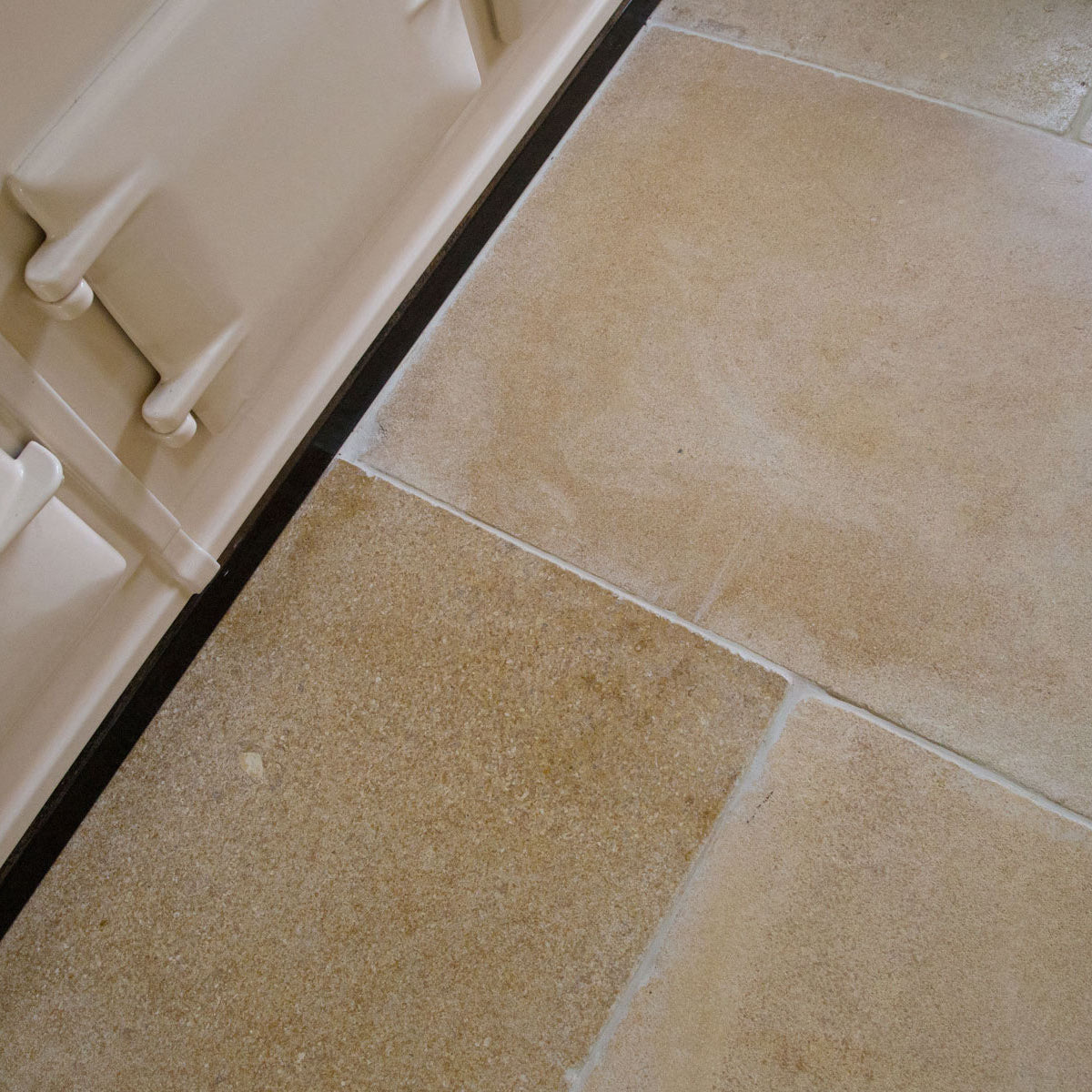 Dijon Limestone: Earthy Tones for a Warm, Rustic Ambiance - IntMarble ...